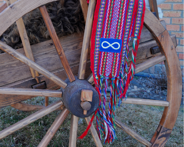 USask and SUNTEP install Métis Red River Cart on campus | Gabriel ...